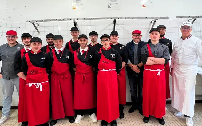 MARZY. Un MOF au C2M : une journée gravée dans la chair du métier - Le ...