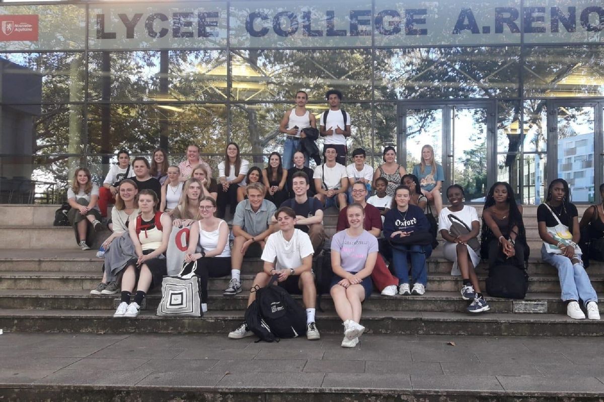Les Danois ouvrent le bal des échanges Erasmus au lycée Renoir de ...