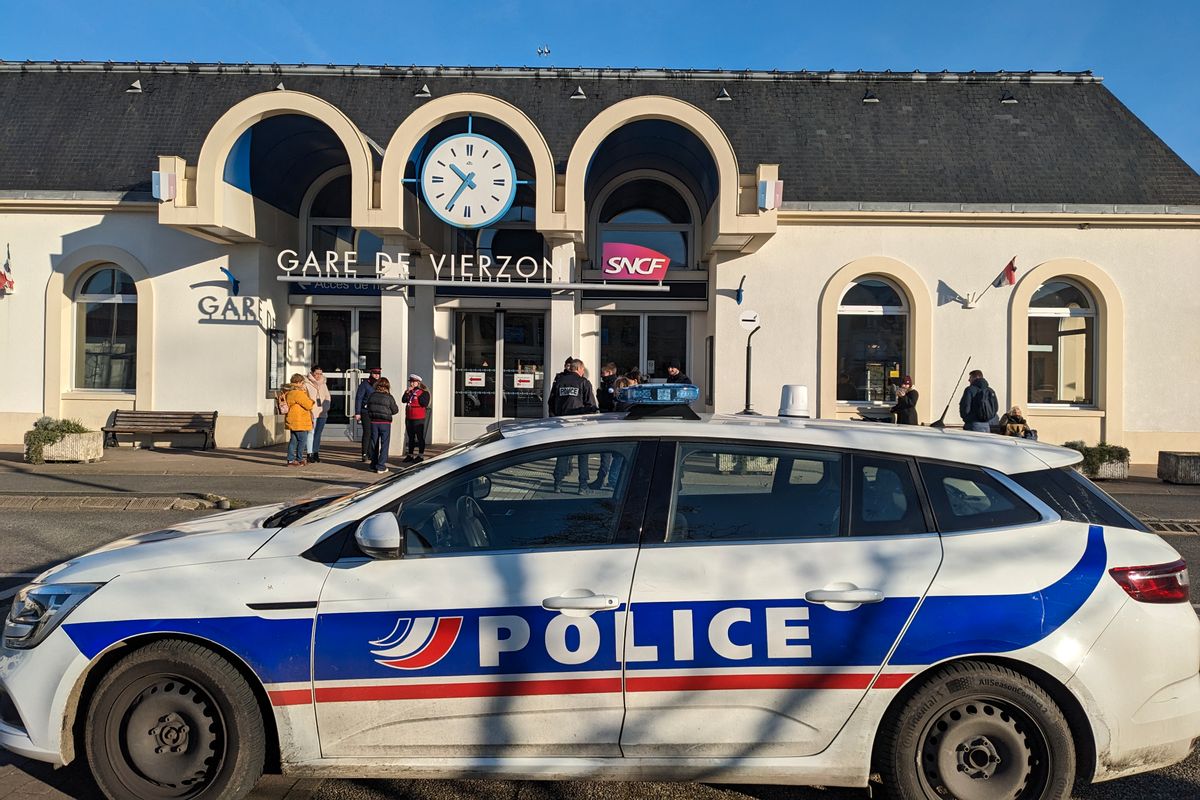 Fermée en raison d'un colis suspect, la gare de Vierzon a rouvert à 13 ...