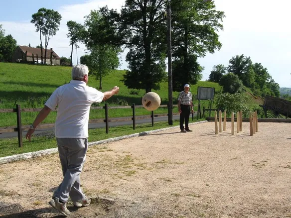 Premier concours de quille de la saison - La Montagne