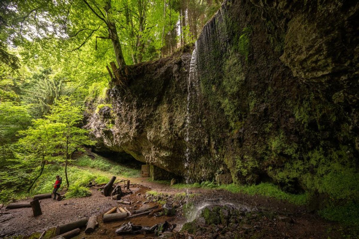 La cascade de Lavergne, ce trésor caché dans une petite vallée du ...