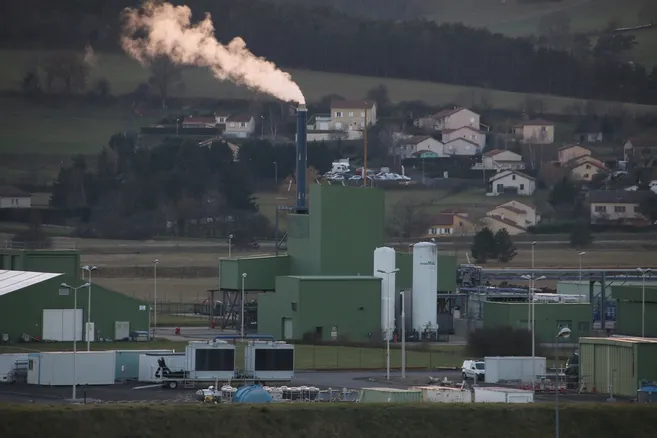 Usine Fareva à Saint-Germain-Laprade : une enquête et des questions - L ...