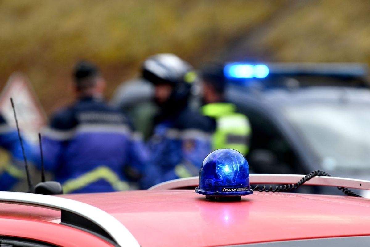 Un motard meurt dans une collision avec une voiture à Cosne-sur-Loire - Le Journal du Centre