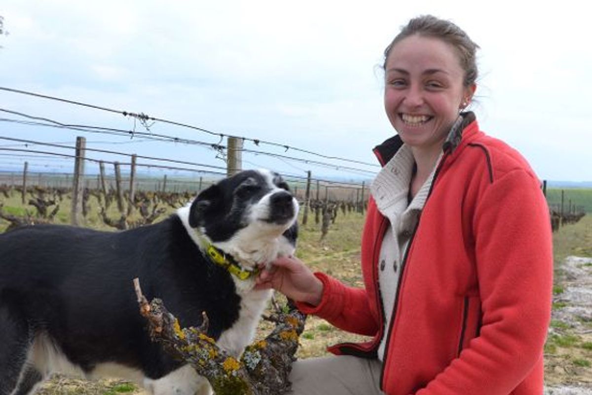[Jeune d'ici] Issue d’une famille de viticulteurs, Julie Nerot est, à 24 ans, gérante de sa cave ...