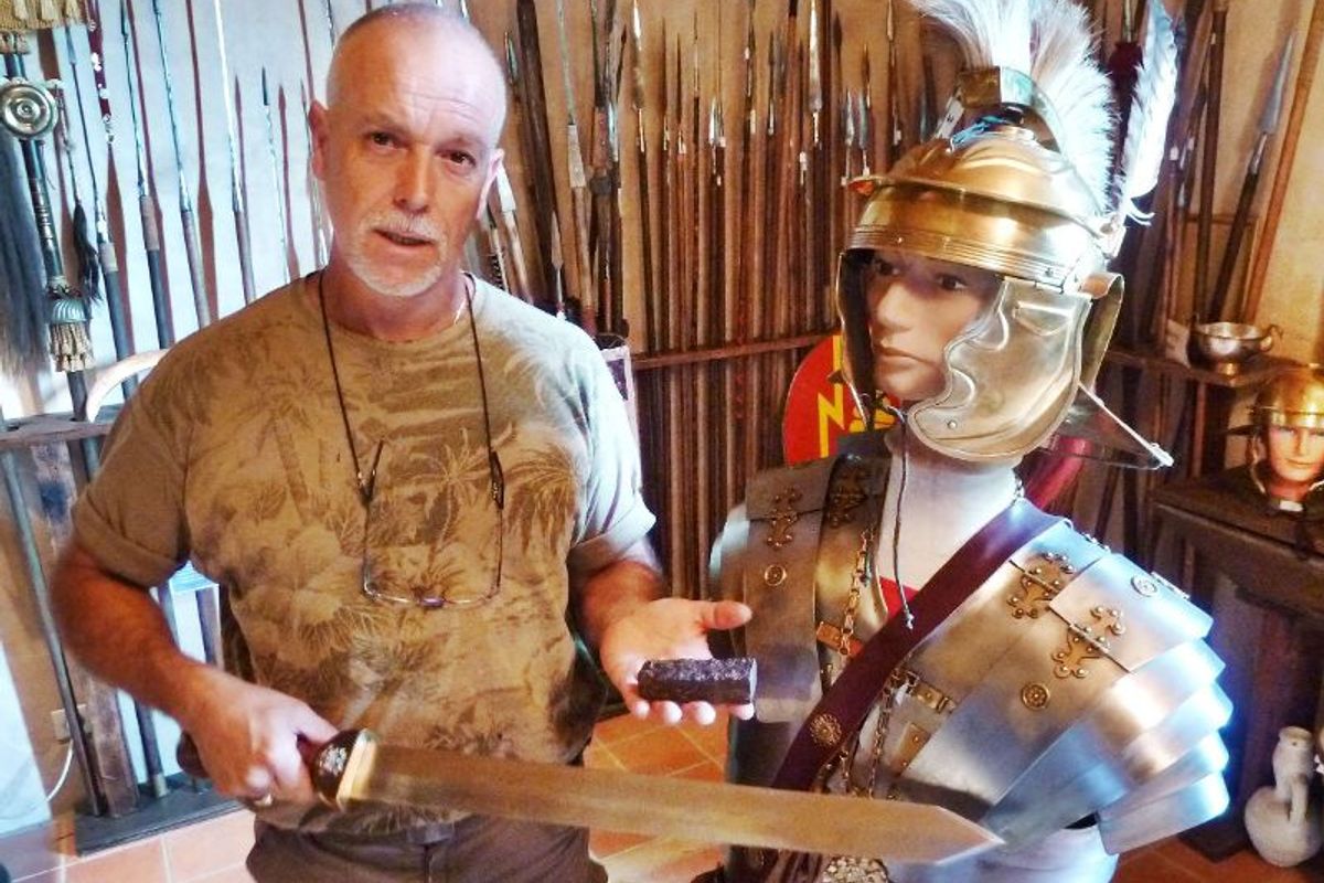 Pascal Lavaud est installé dans le manoir des Tours, à Allassac, depuis ...