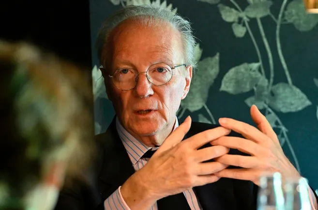 Pourquoi Brice Hortefeux a été "démissionné d'office" de son mandat de ...