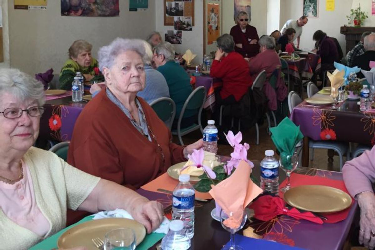 VIERZON. Repas mensuel du Sesame au foyer Suzanne-Labertonnière - Le ...