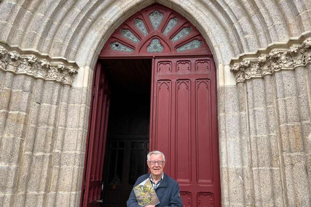 Après "Les pierres à légendes du Limousin", François Guyot s’est ...