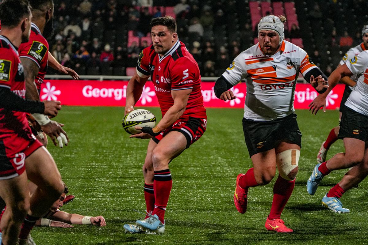 « Je suis en paix avec moi-même » : le rugbyman icaunais Camille Chat ...