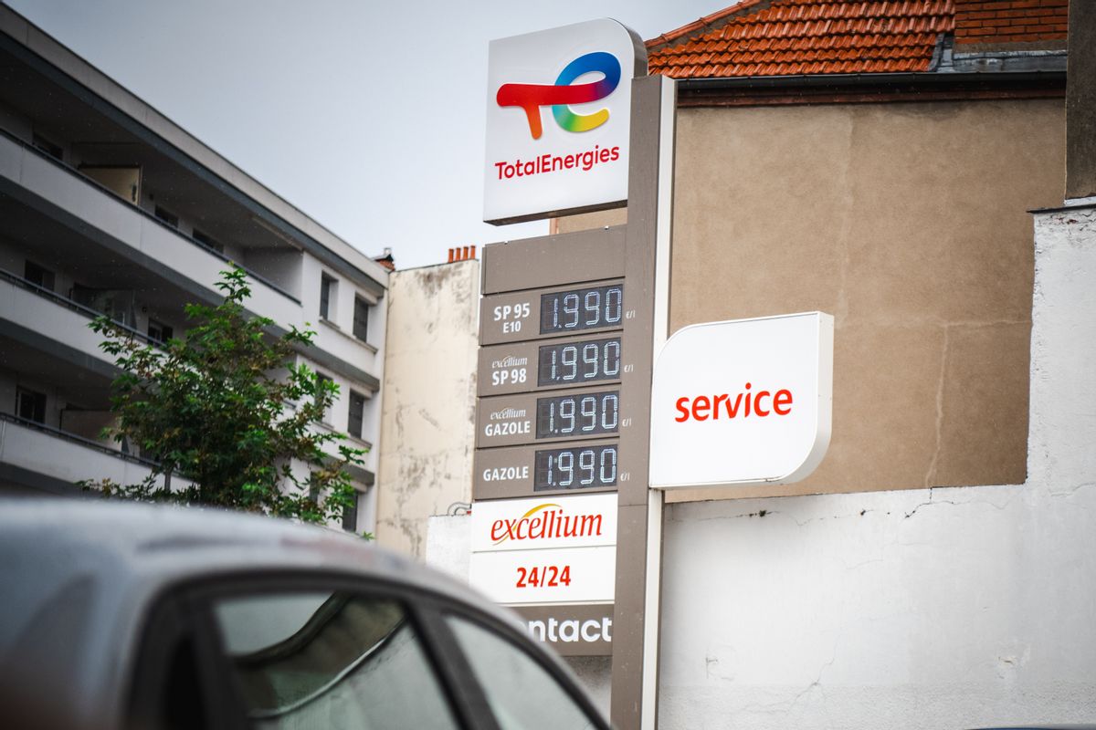 Carburants : TotalEnergies va-t-il continuer à plafonner ses prix à la ...