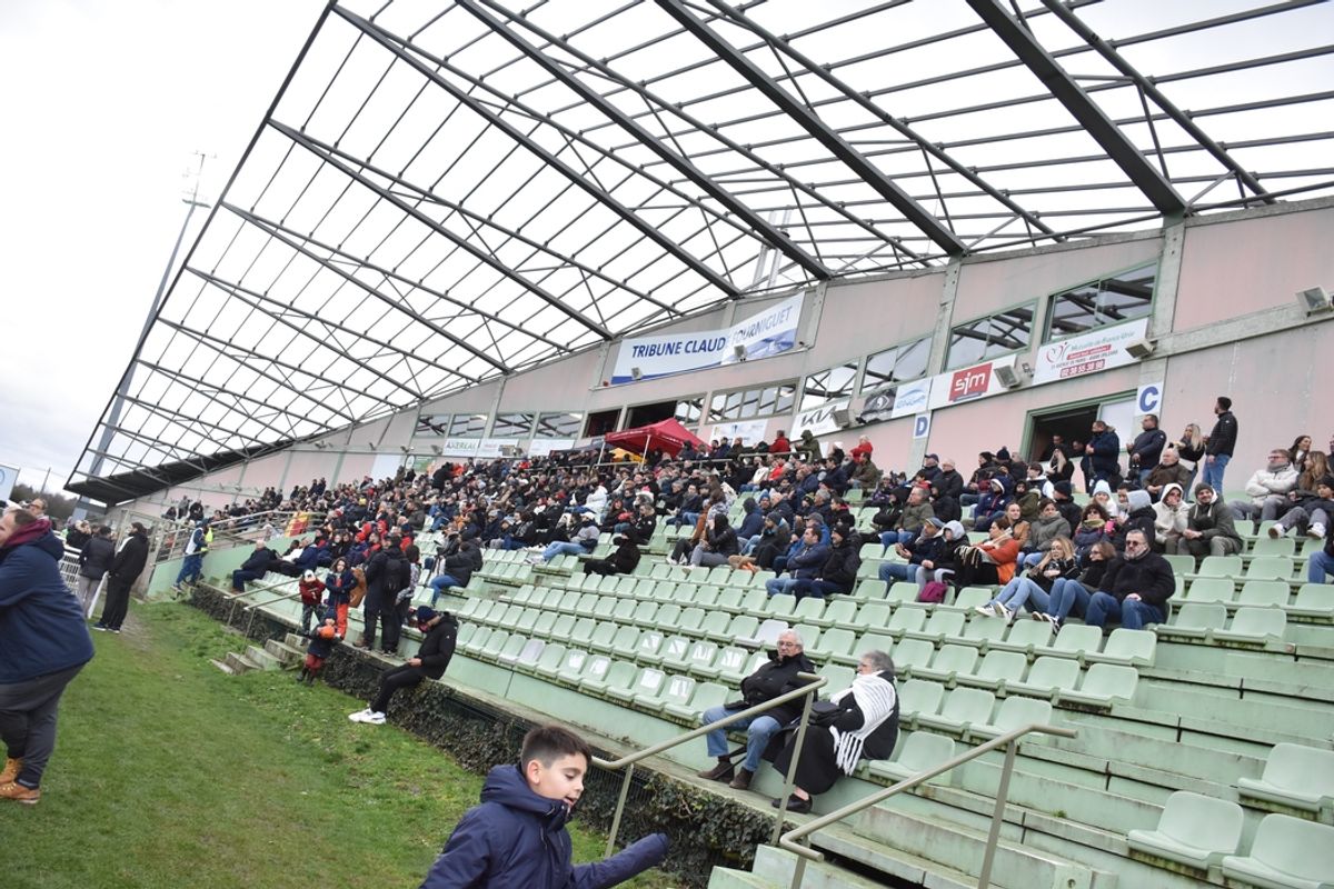 "Il faut le raser", "tout part à vau-l'eau" : pour le Rugby club ...