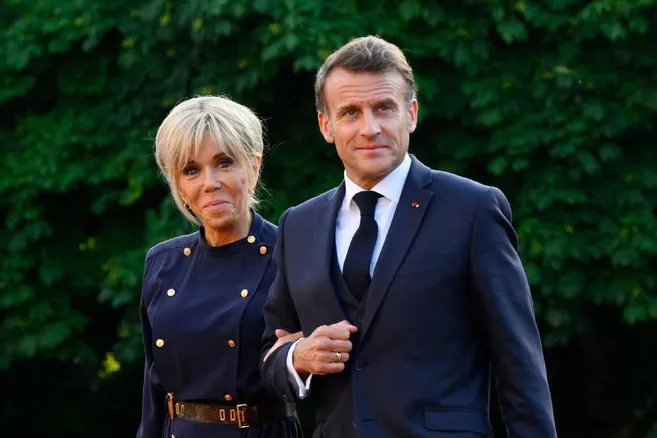 Le couple Macron va "présenter des photographies" à la justice ...