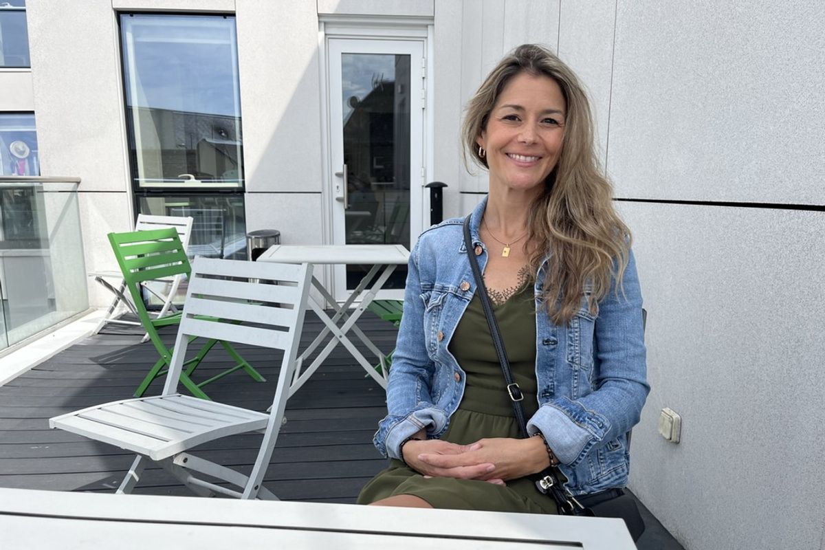 La chanteuse de Chartres Mylène M' ouvre son école de la voix à Saint-Prest - L’Écho Républicain