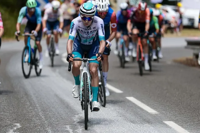 Le baroud d'honneur de Lenny Martinez sur la dernière étape de montagne ...