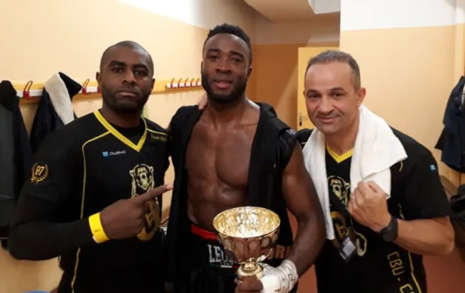 Le boxeur de Limoges, Cyril Joly remporte le tournoi de France professionnel - Le Populaire du ...