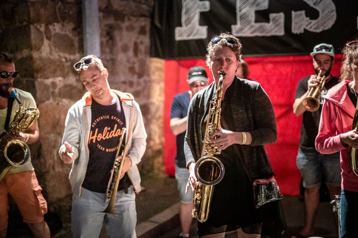 CHANTELLE. 2LDC en concert ce soir à Baba Yaga - La Montagne