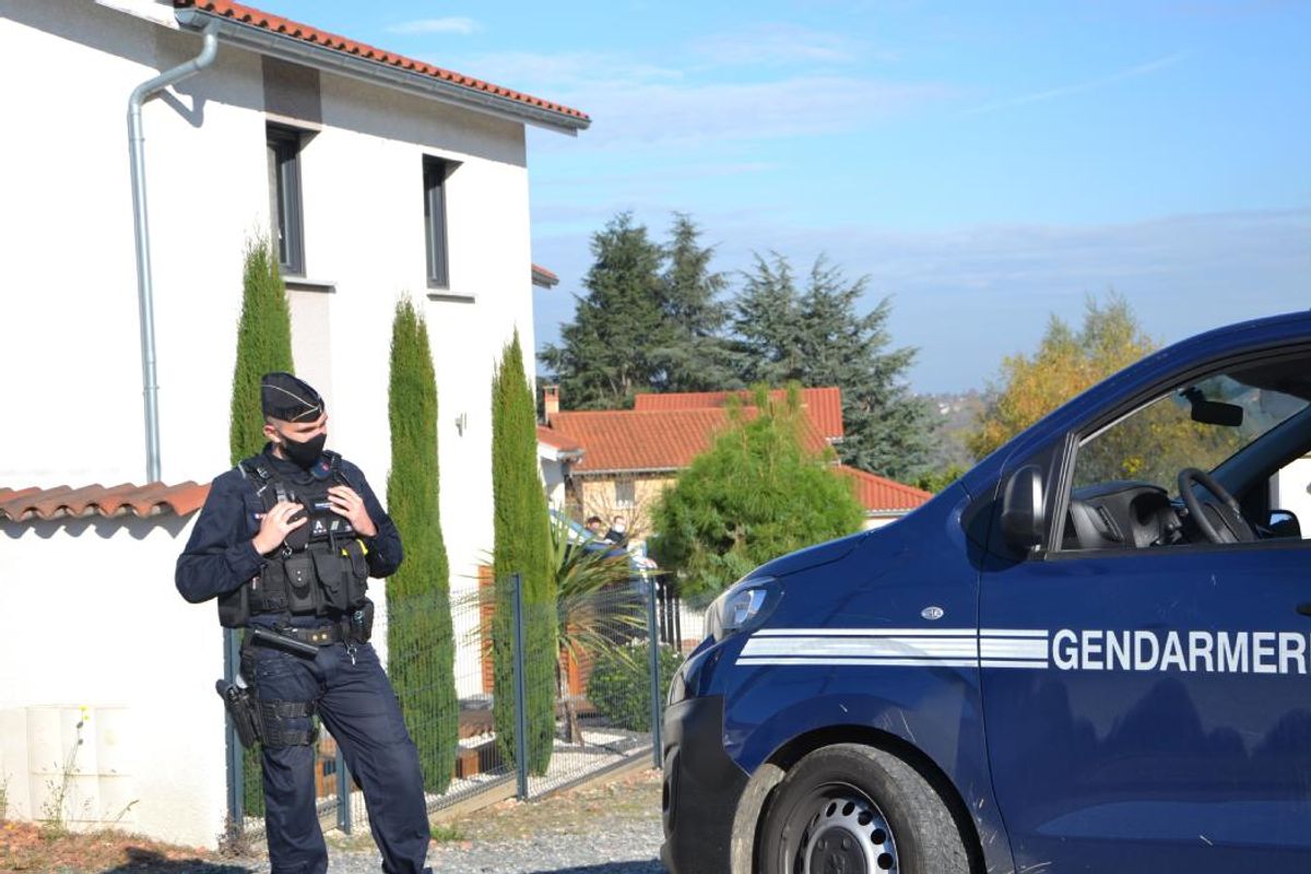 Elle avait tué sa fillette de 354 coups de ciseaux à Lozanne : la mère ...