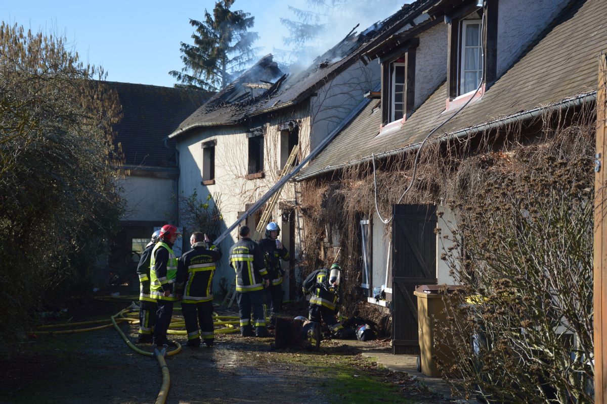 A Luray, une longère partiellement détruite par un incendie - L’Écho ...