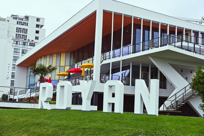 Le Palais des Congrès de Royan a retrouvé son style d'origine - Le ...