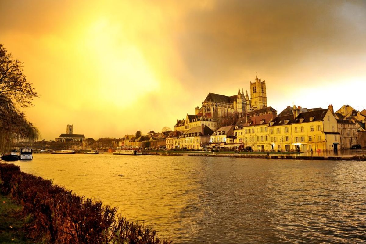 Aurores boréales, points lumineux, météore, boule de feu... Ces ...