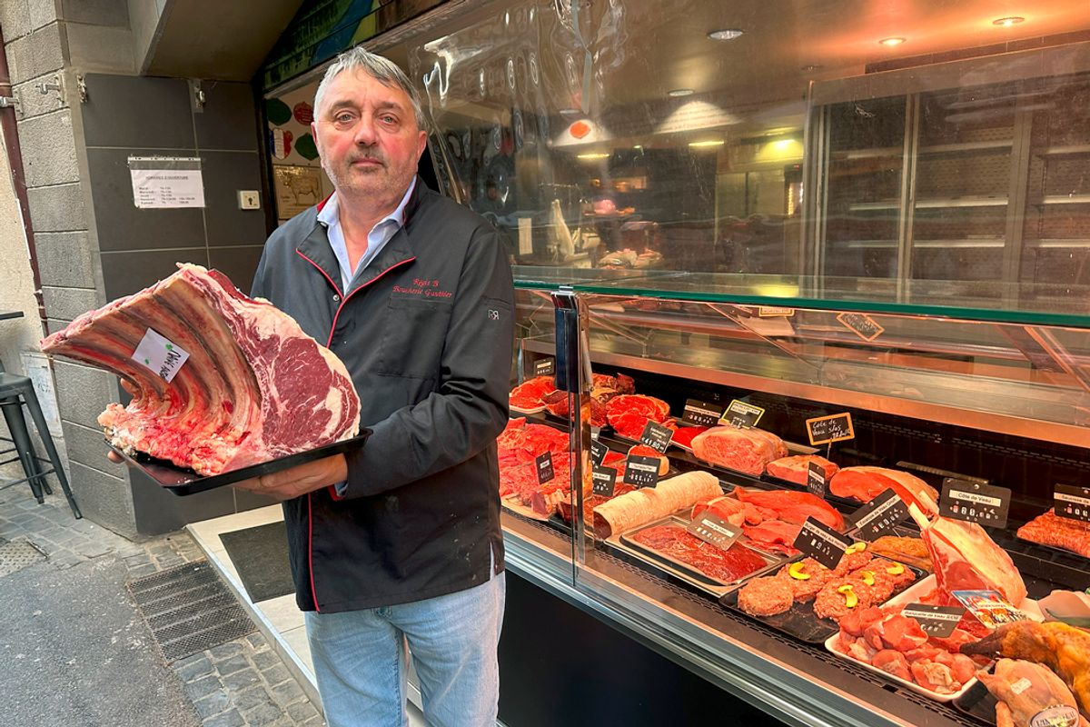 A Clermont-Ferrand, la dernière boucherie de la rue de la Boucherie ...