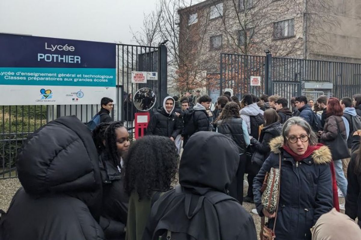 Agression d'une professeure au lycée Pothier d'Orléans pour un ...