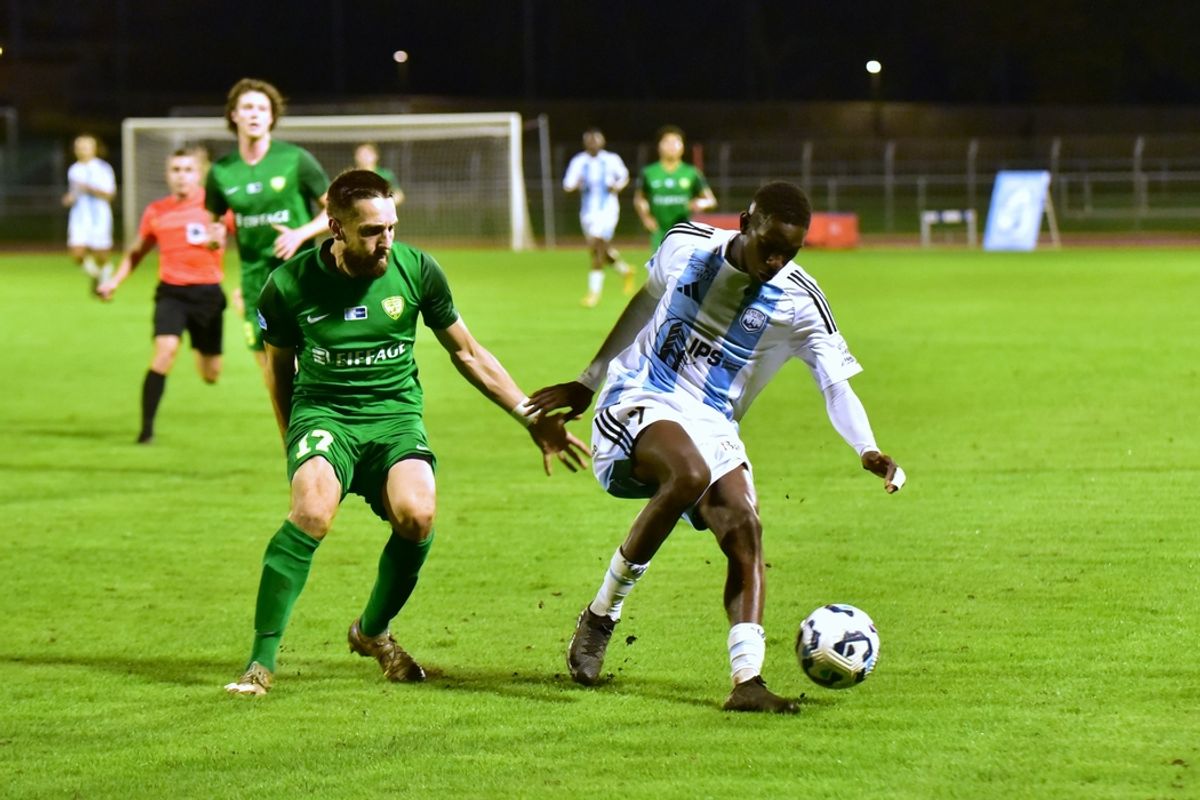 Le Puy Foot lancé dans un périple à Anglet pour un choc des extrêmes en ...
