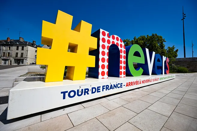 Arrivée de la 11e étape du Tour de France à Nevers : plusieurs ...