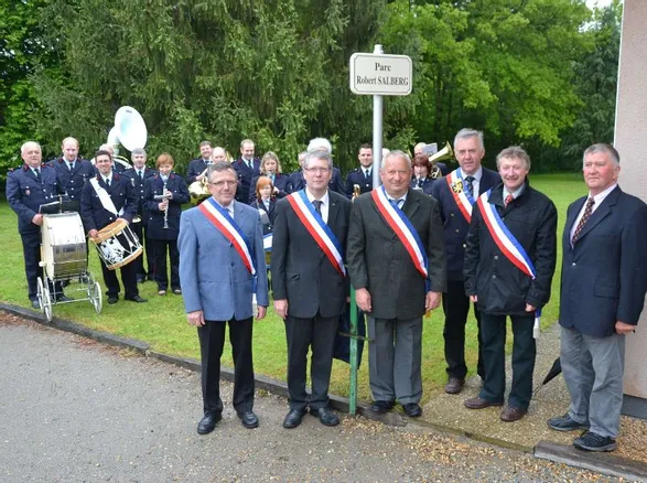 Inauguration d’un parc en hommage à l’ancien maire Robert Salberg - Le ...