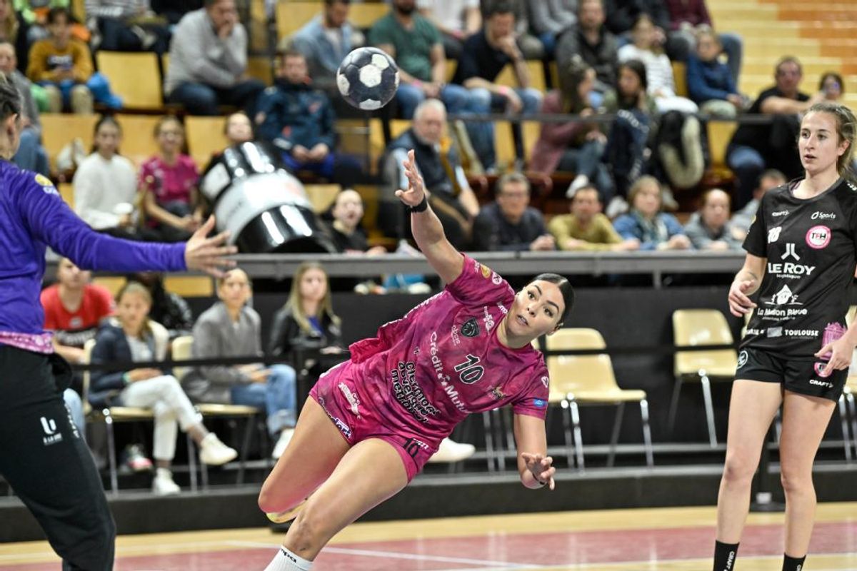 HBCAM 63 : Waffya Djabour signe à Octeville, Leslie Ayong et Zélie Le Gardien au Havre - La Montagne