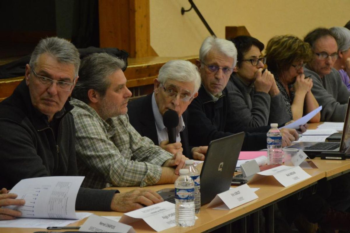 Le conseil municipal de Charny Orée de Puisaye en 4 points - L'Yonne Républicaine
