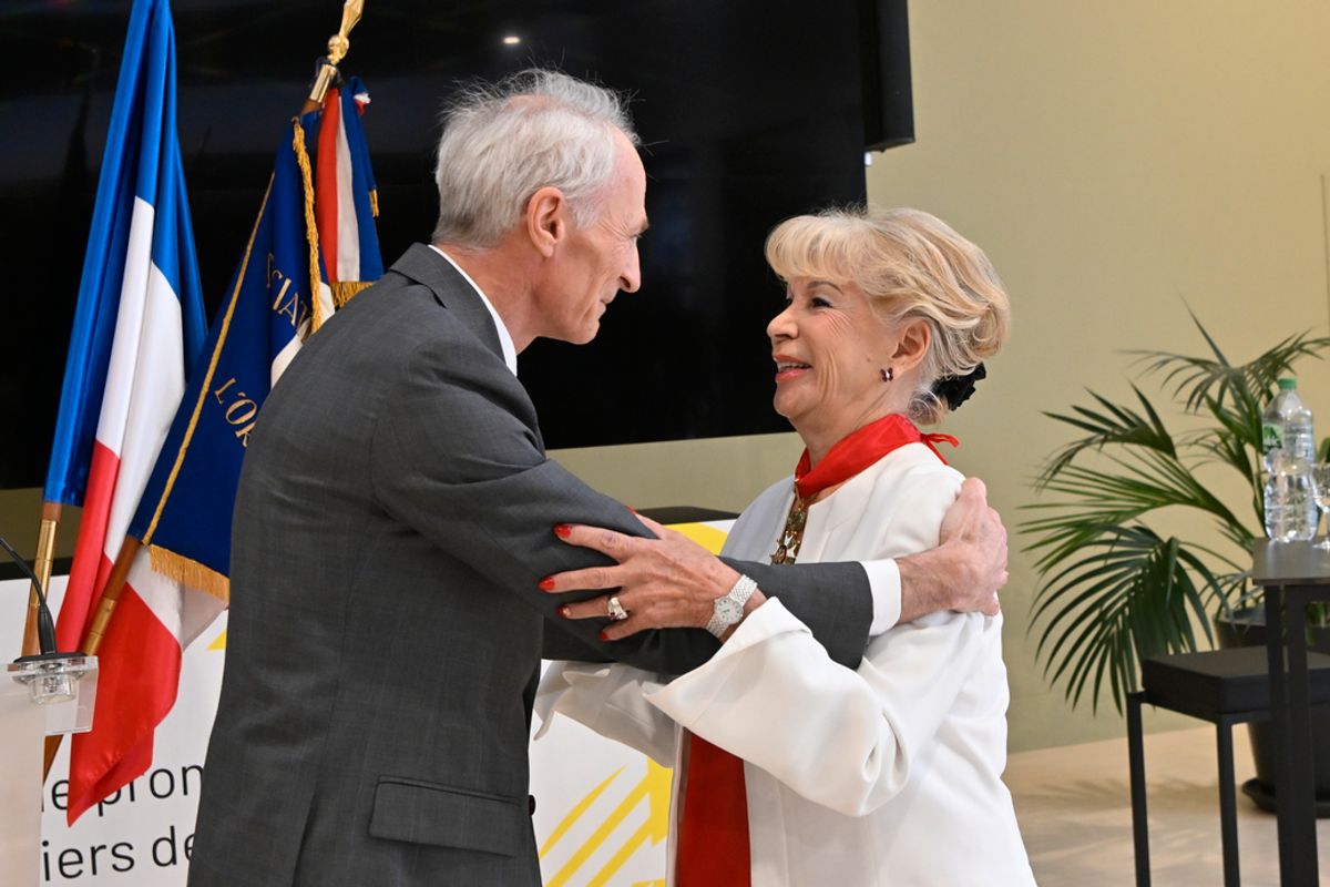 Nicole Barbin élevée au grade de commandeur de la Légion d'honneur à ...