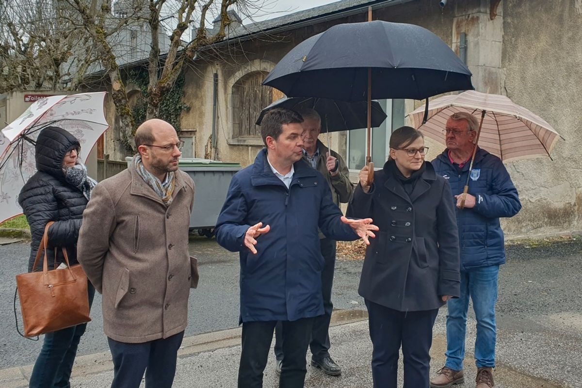 MURAT. Des points de recharge rapide à la gare - La Montagne