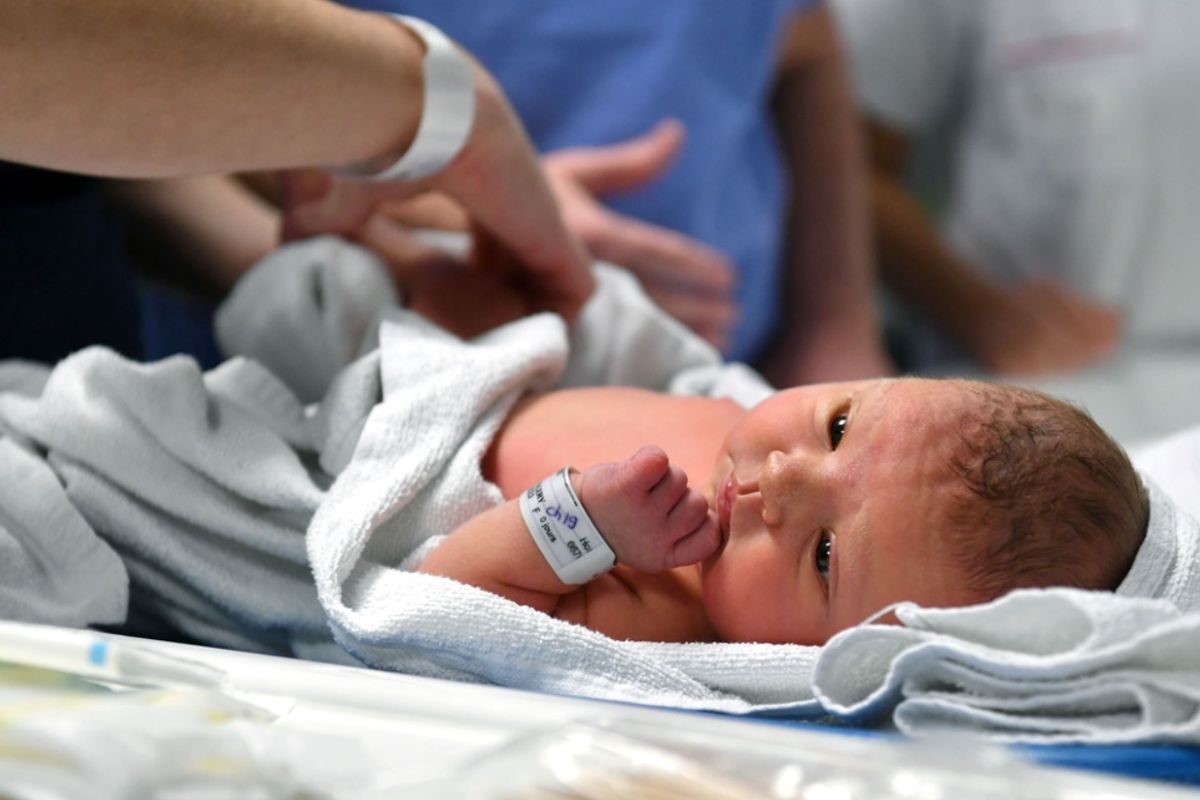 Dix-sept bébés nés à la maternité de Moulins entre les 7 et 16 novembre ...