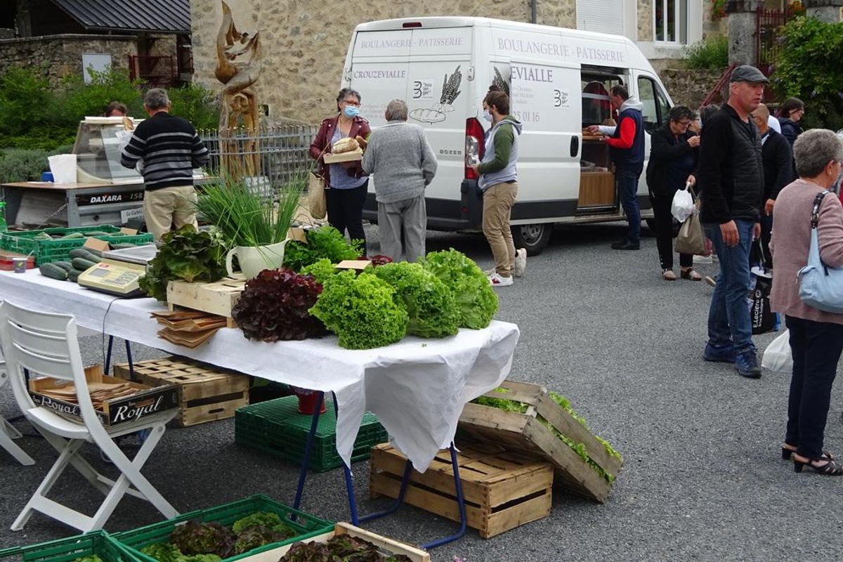 Le marché du dimanche s’est agrandi - La Montagne