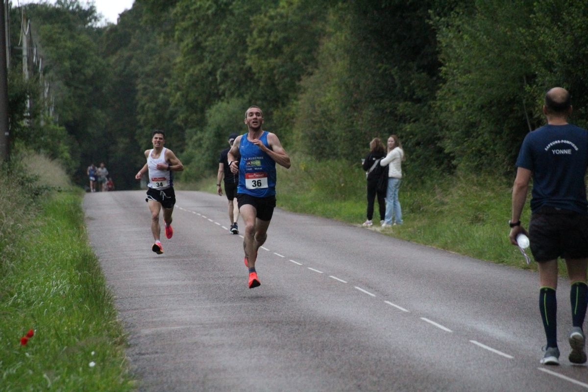 Pierre-Alexis Milot bat son record sur la course de côte de Joigny - L ...