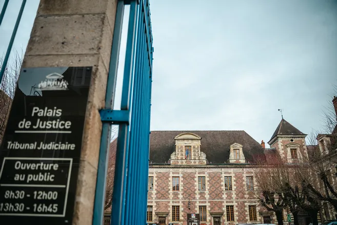 Le tribunal de Moulins déclare "Résistance républicaine" coupable de ...
