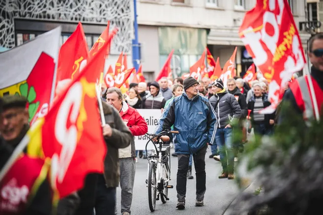 "Décembre rouge" : la colère sociale est-elle ramollie par l’incertitude politique ? - Le Berry ...