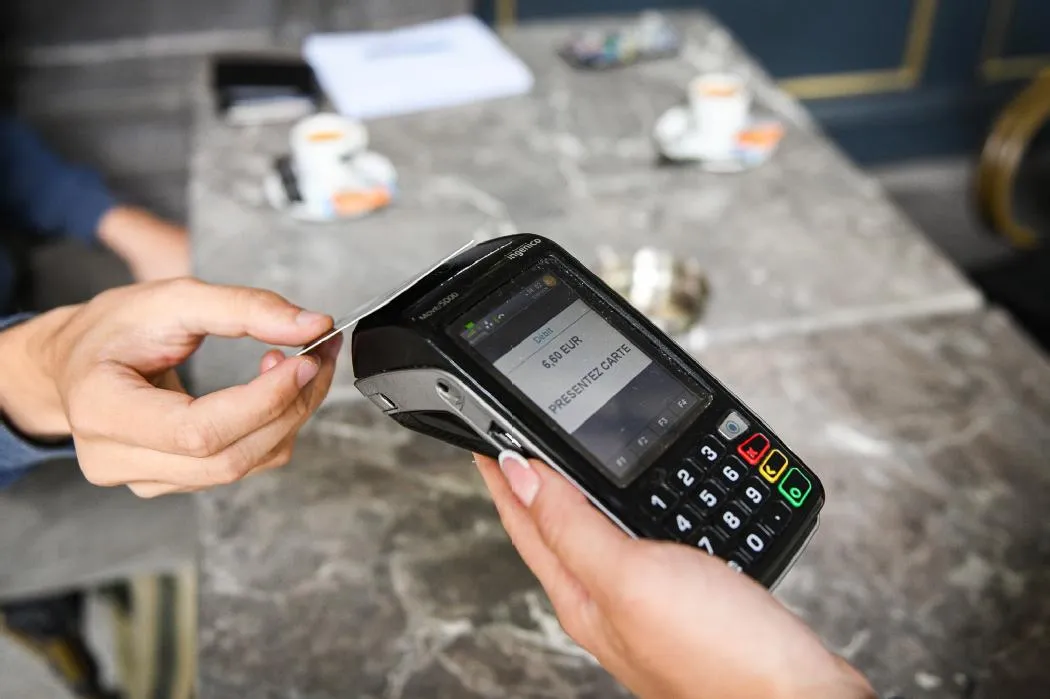 "On ne va pas moins bien s’occuper de quelqu’un s’il ne verse pas de ...