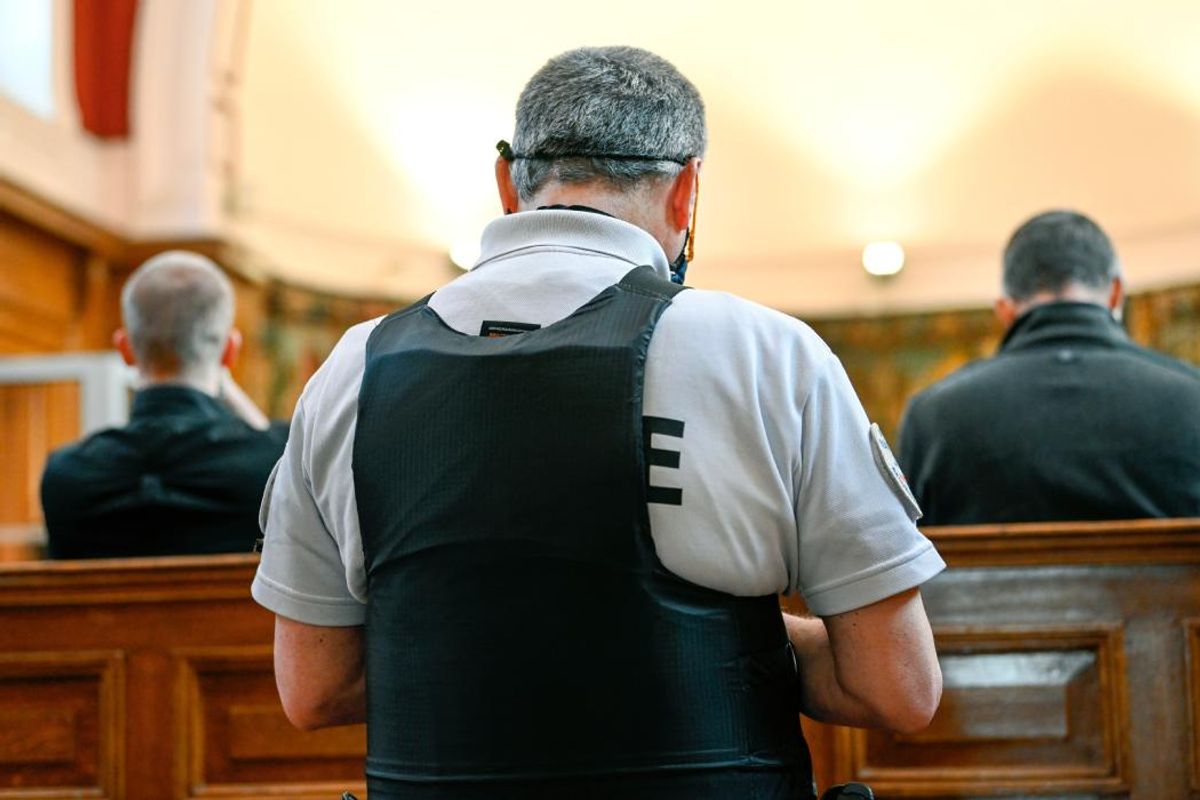 L'arnaqueuse aurillacoise arrêtée et condamnée : elle avait tenté d ...