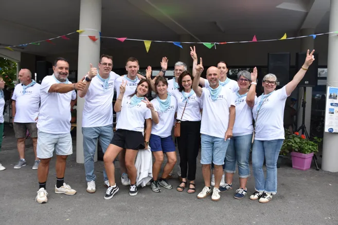 La barre des 1.000 participants dépassée : une immense vague d'amour ...