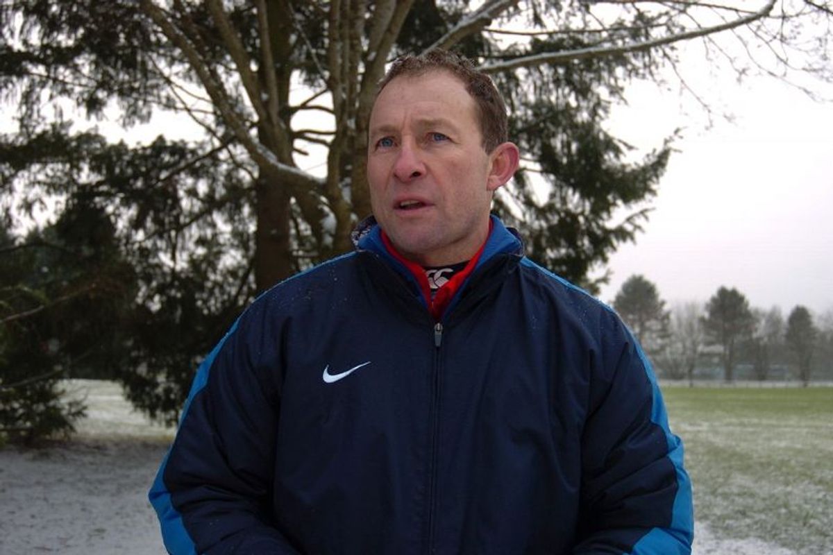 Jean-Pierre Papin dans le Boischaut pour le Noël solidaire de Samuel ...