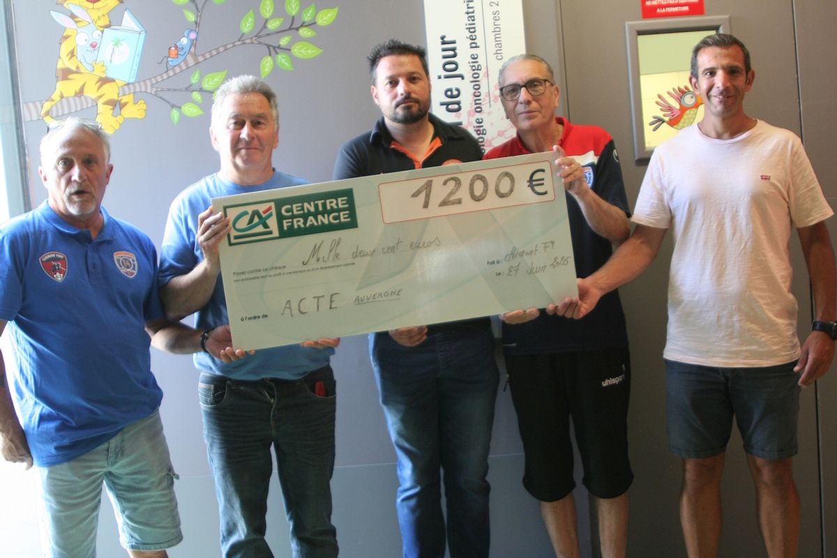 Football : après les 35 ans du Clermont Foot, les Amis de Clément 14 au ...