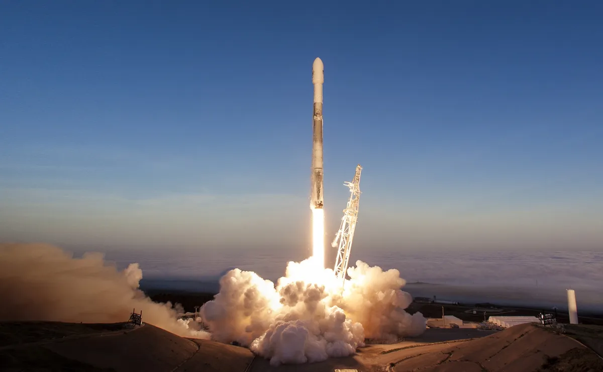 Falcon 9 et Crew Dragon : découvrez la fusée et le vaisseau qui vont ...