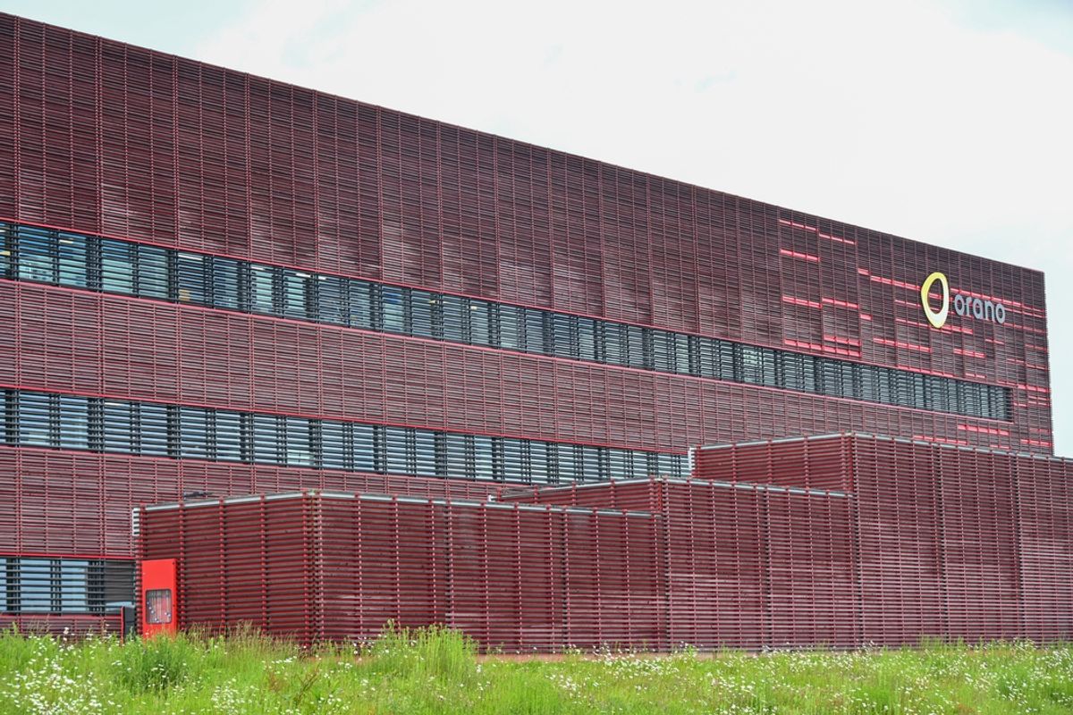 Après des projections de matière nucléaire sur le site d'Orano à ...