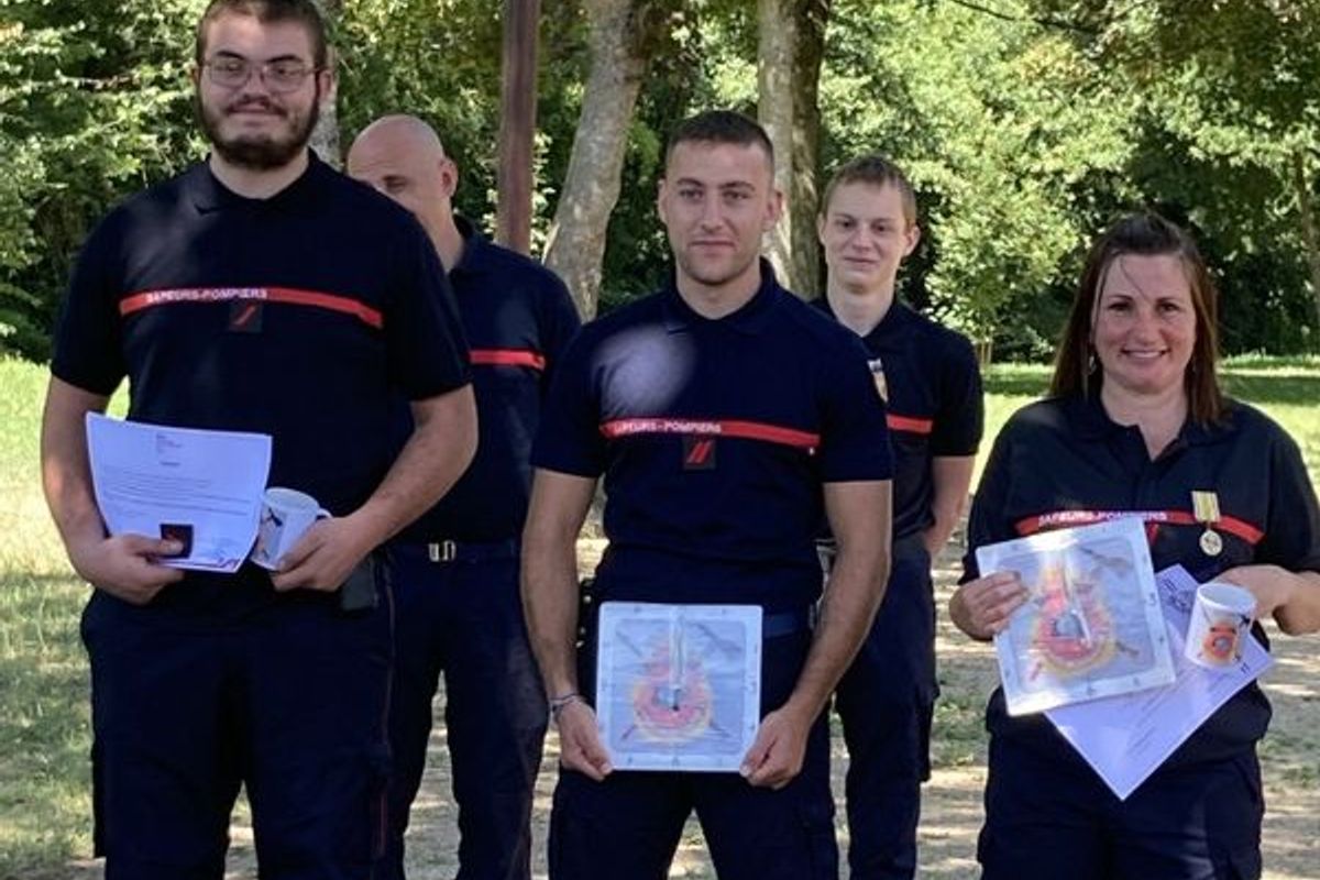 SAINT REMY DE CHARGNAT. Honneurs et distinctions chez les pompiers - La ...