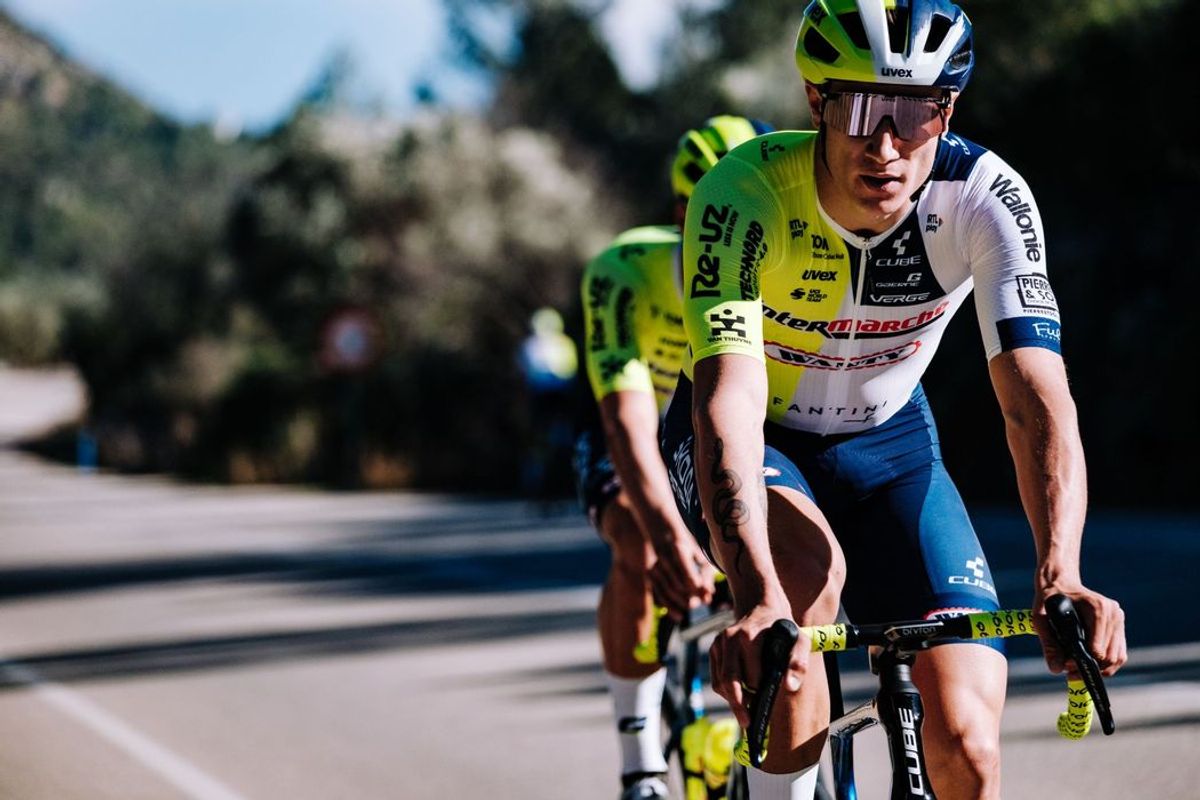 Le Chartrain Hugo Page raconte son Tour de France et sa première étape ...