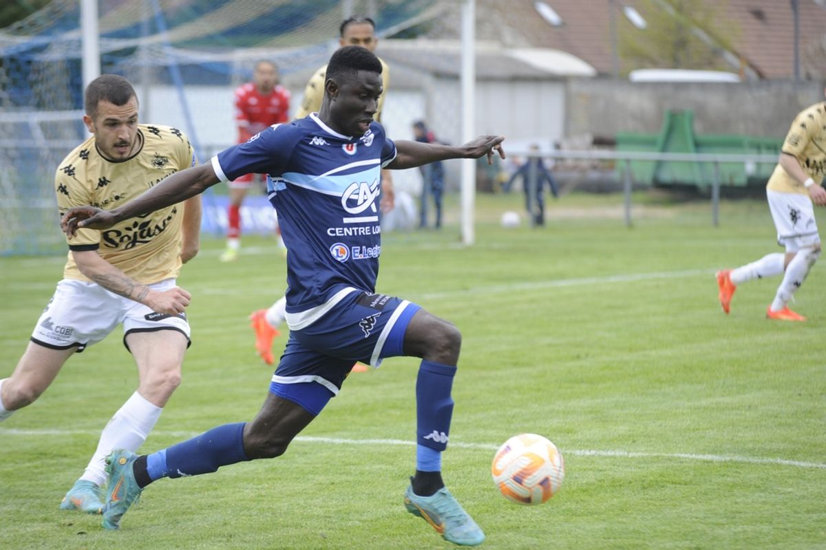 National 2 : un nouvel attaquant vient renforcer le Bourges FC - Le ...