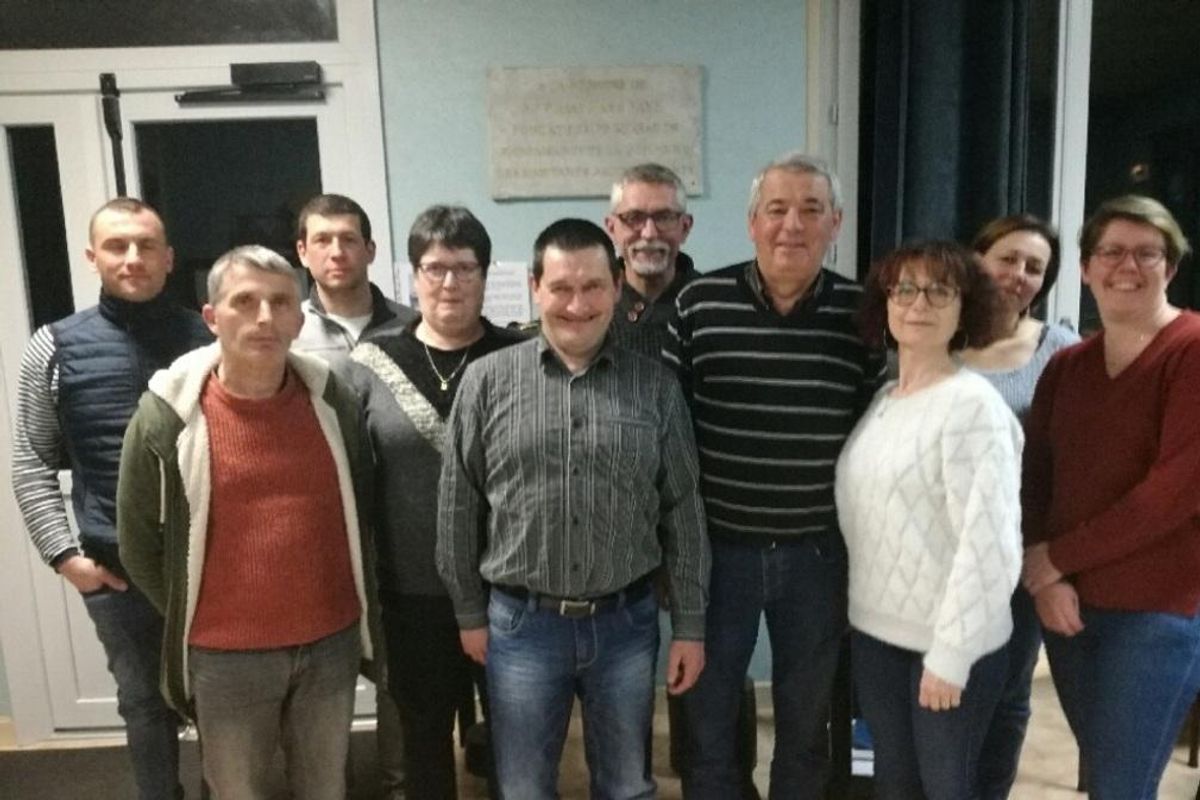 SAINT CYR DE VALORGES. Dernier conseil pour Gilles Chevron, maire - Le ...