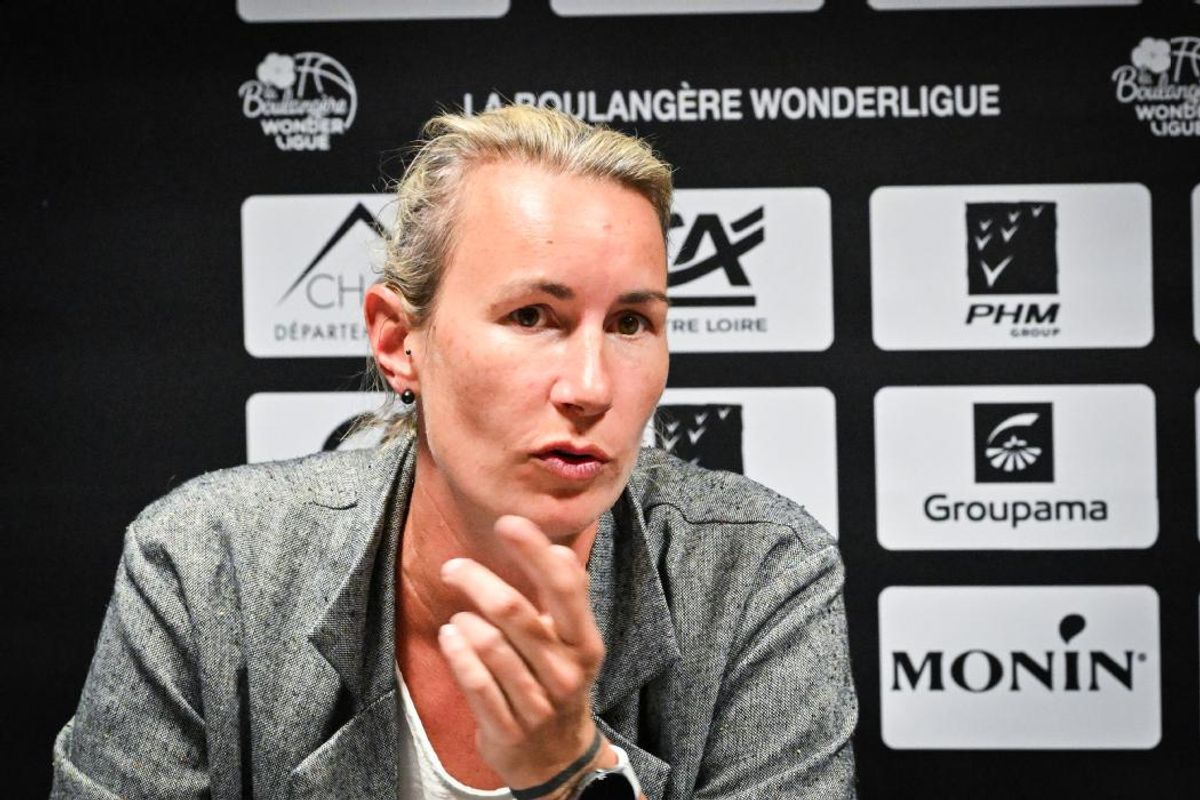 "Recrutement terminé", "calvaire", départ d'Akoa Makani : les ...